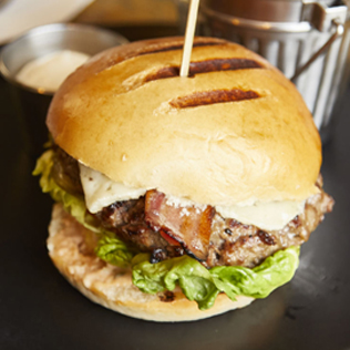 The New Forest - Book a Table Online at The New Forest in Ashurst